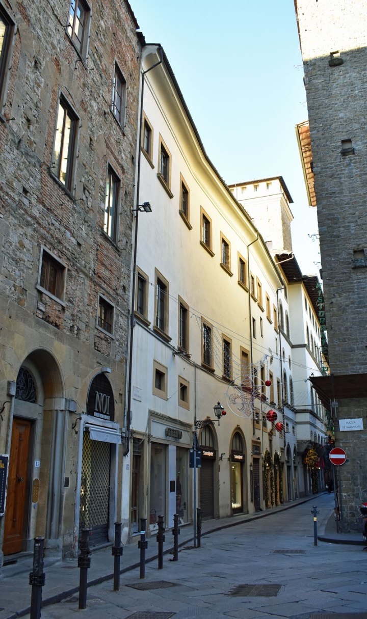 Le vie “allargate”: via di Porta Rossa – tuttatoscana